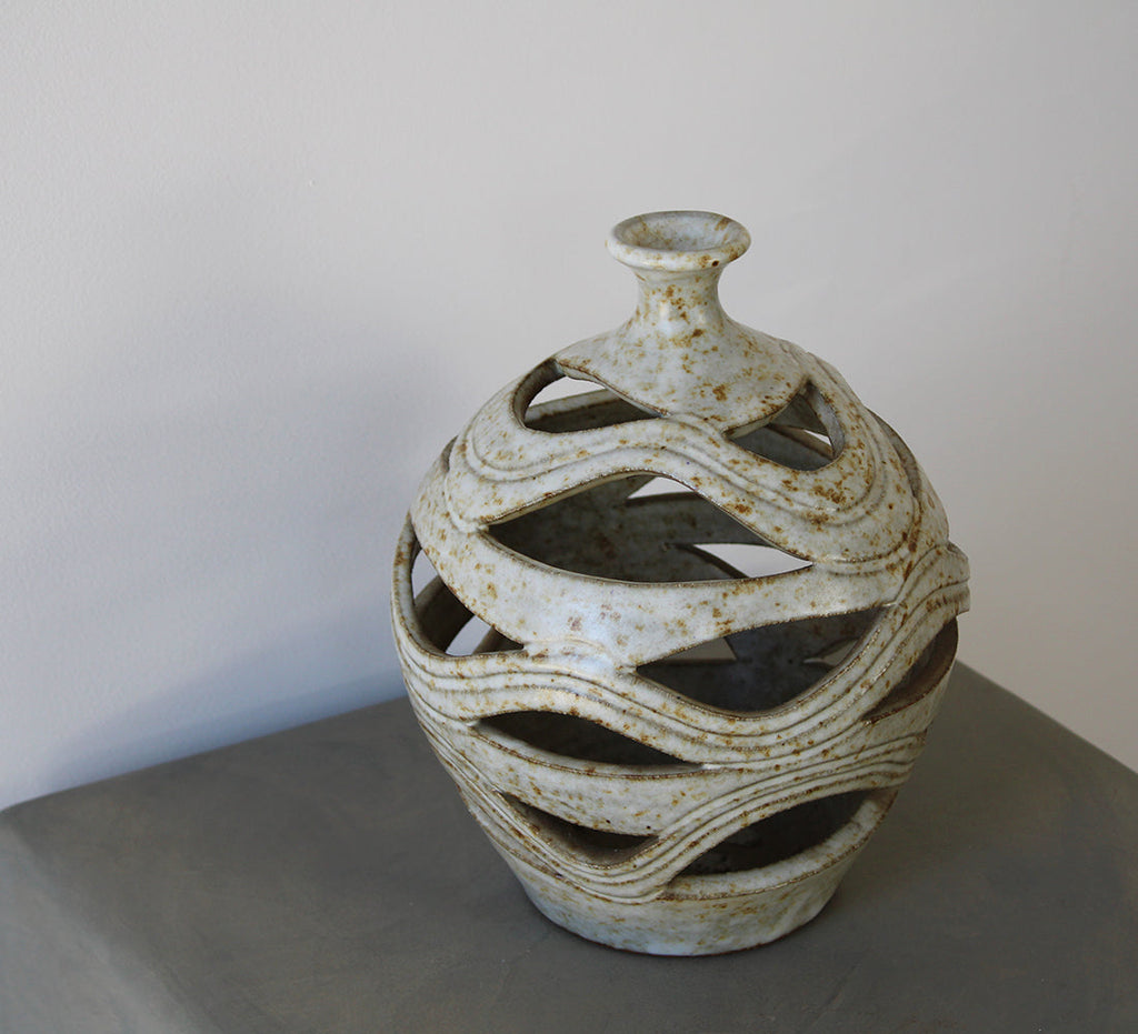 Vintage Ribbon Vase – Faithful Roots