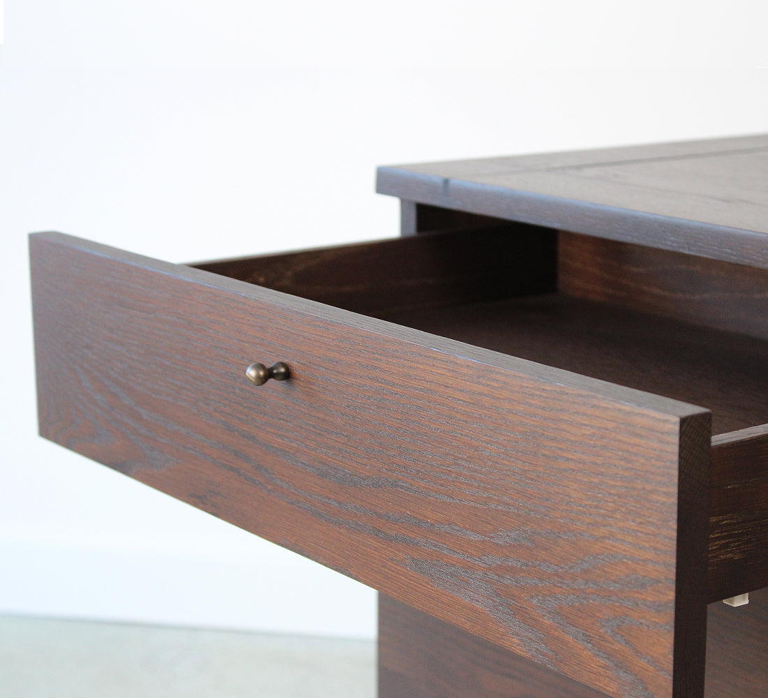 Baxter Nightstand – Faithful Roots